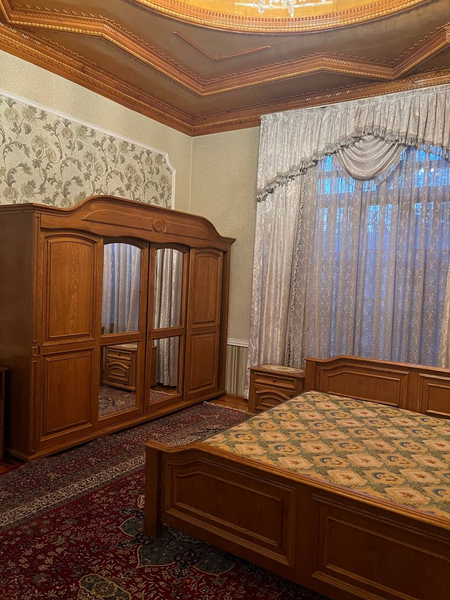 8 соток Олмазарский ор-р Келес моста 1 км