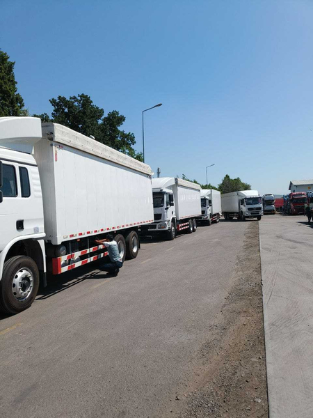 SHACMAN shtorka L 3000