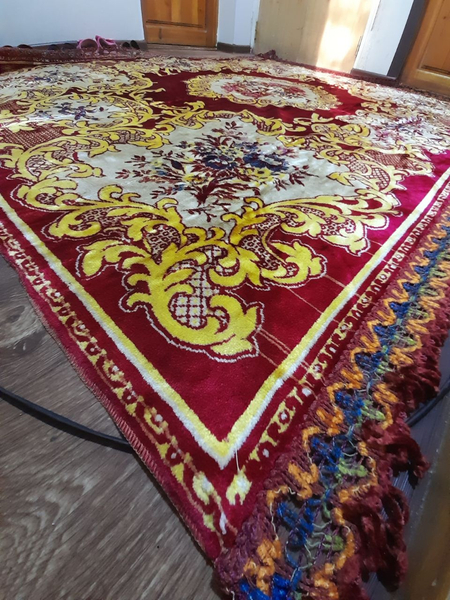 Албанский ковёр (Гилам албанский)