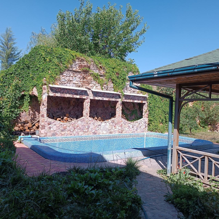 Dacha sotiladi,chirchiq shahrida