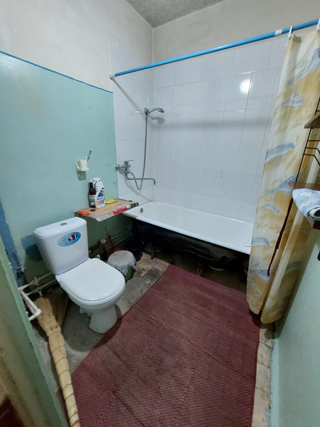 СВОЯ Аэрапорт Мост Башлык 1/7/9 балкон 2×6 45м² 52у.е. Срочно Улуч.плн
