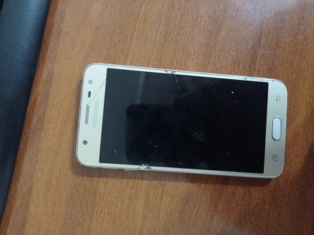 Samsung Galaxy J5 zapchast/ Самсунг Ж5 на запчасть