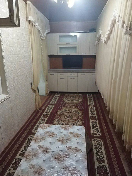 Срочно сдаётся 2х 9микрарайоне вдоль дороги