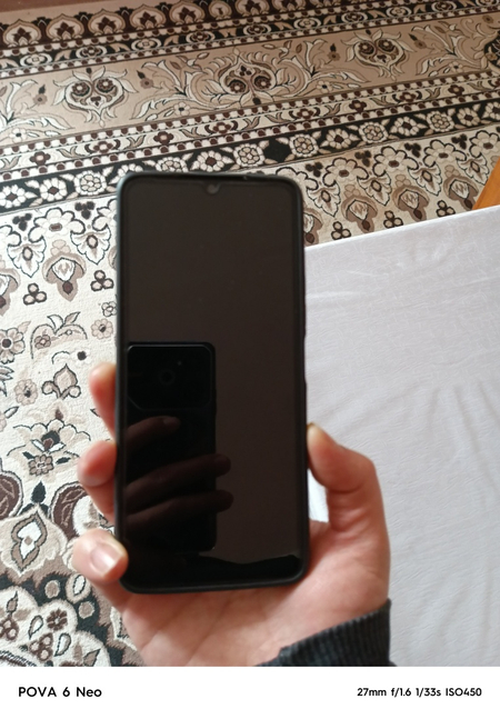 Срочно продаю смартфон Redmi A3  4/128GB