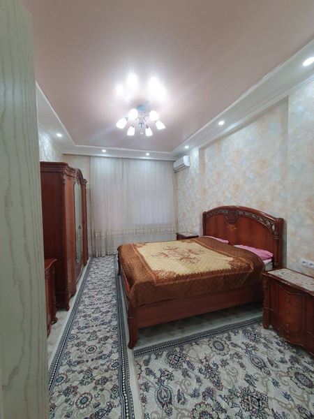 Продается квартира в центре города улица Амир Темур