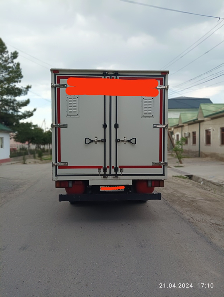 ISUZU  NQR   Yili  2019