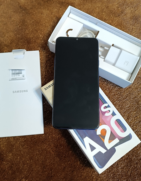 Samsung galaxy A20 S