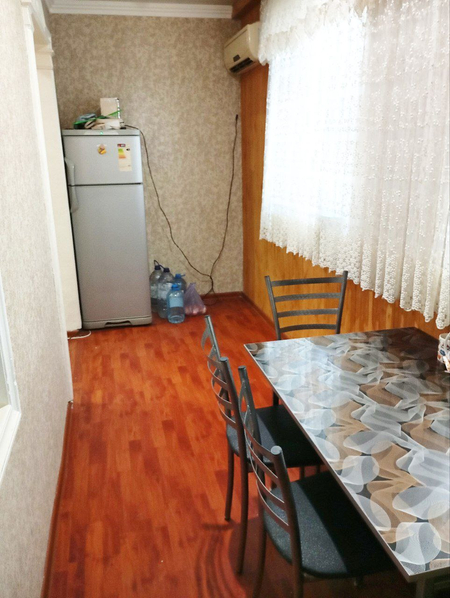 N - 8  Продается квартира г.Чирчик район прокротура,102./2/2/4