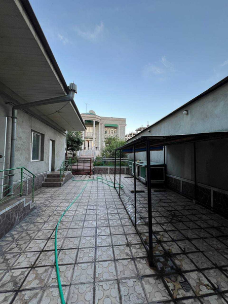 Продается участок с домом в доль дороги буюк ипак йюли 9.3 сотки