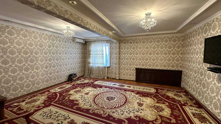 СРОЧНО продаётся 4 х комнатная квартира