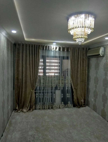 Продается квартира феруза ЭКО базар 1в2/4/4 45м2