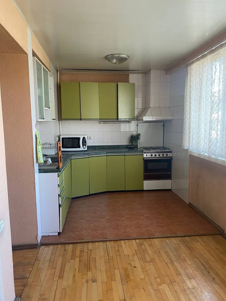 Яккасарайский  80м² 3/1/5 ул. Мукимий