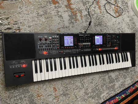 Roland ea7 sotiladi