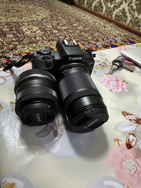 Fotoapparat canon eos R100