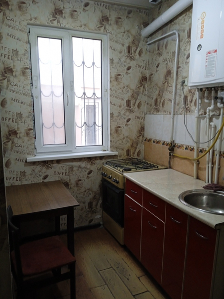 Продам свою квартиру на массиве Ялангач