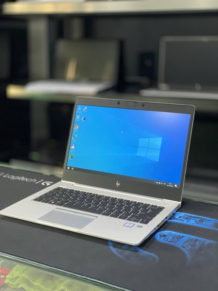 Hp Elitebook intel Core i7-8665U