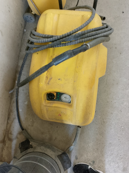 Karcher sotiladi