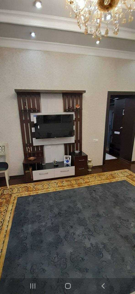 V3837 2/4/4 Улице Бабура Ор.р: ТРЦ Next 50м2 евроремонт