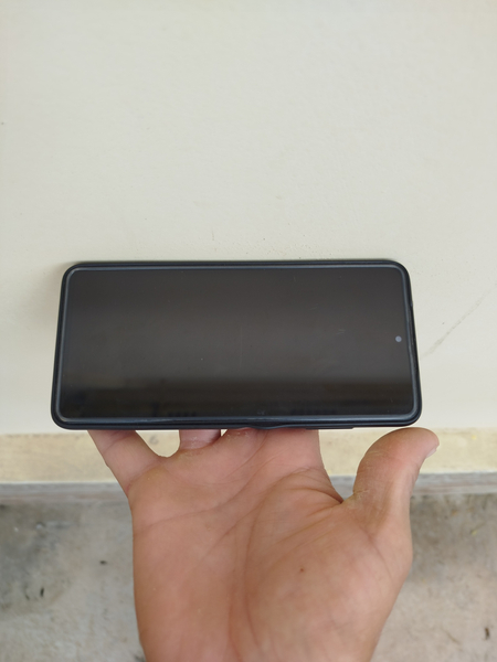 Poco x3 NFC Ishlashi zoʻr