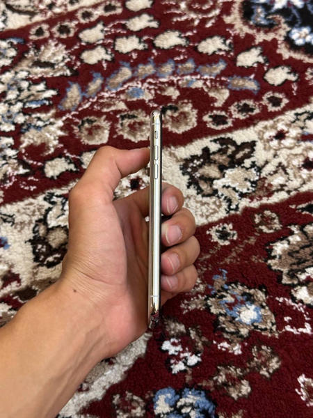 Iphone X sotildi idiyal