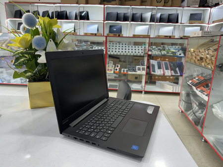 Lenovo tez ishlaydigan pentium ofisnoy holati zor ishlashlari ideal