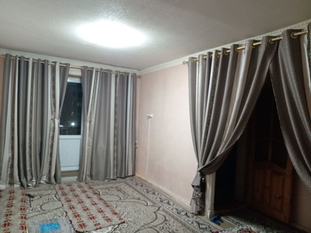 2-х квартира 4каватли панелни дом 4- кават сотилади