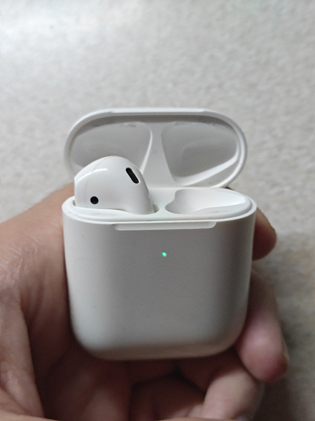 Apple AirPods 2 отличные