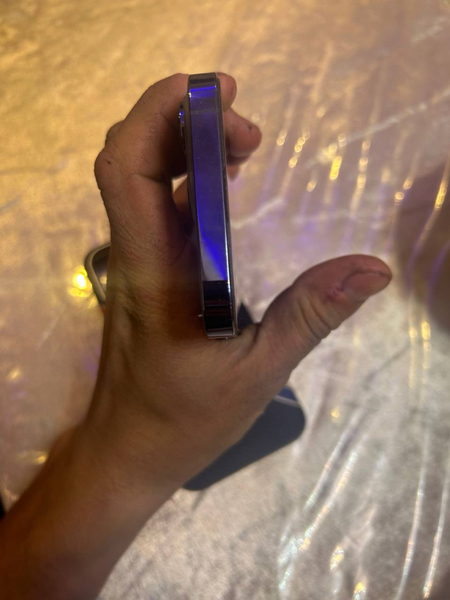 Iphone 13 pro 128 tali kok 74 batare karopka bor kamera alishgan