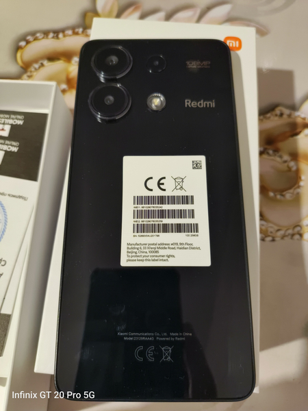 Redmi note 13 yangi karobka garantiyasi ham turibdi orginal zaryatche