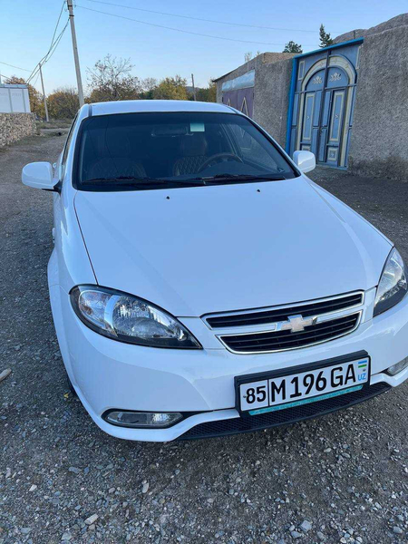 автомобил жентра