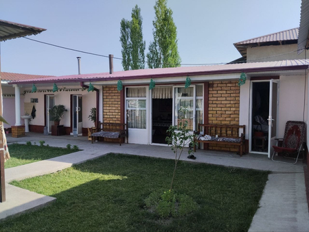 Город Чирсик Продается Дом