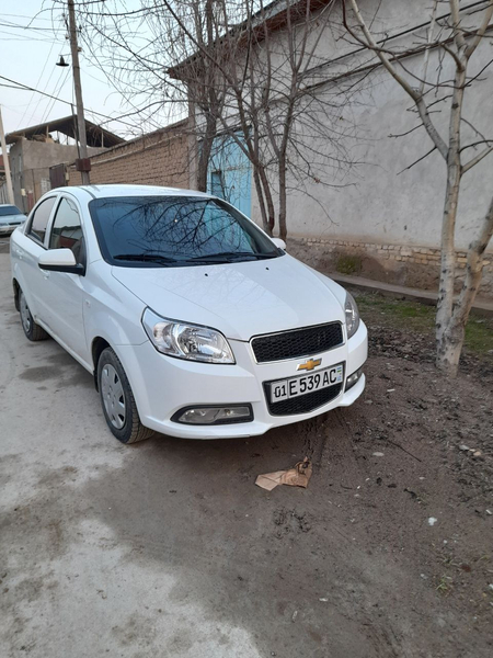 Neksiya 3 sotiladi