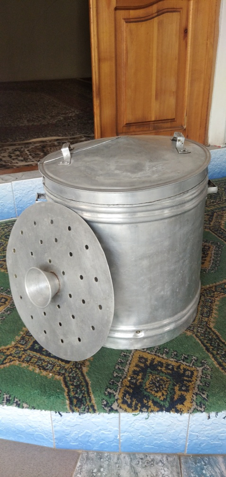 Xonim qasqon sotiladi