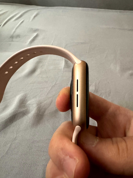 Срочно APPLE Watch SE 1 поколения (GPS)