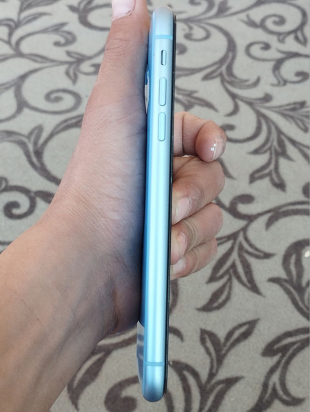 iphone xr ideal holatda olgan odam mazza qilib ishlatadi