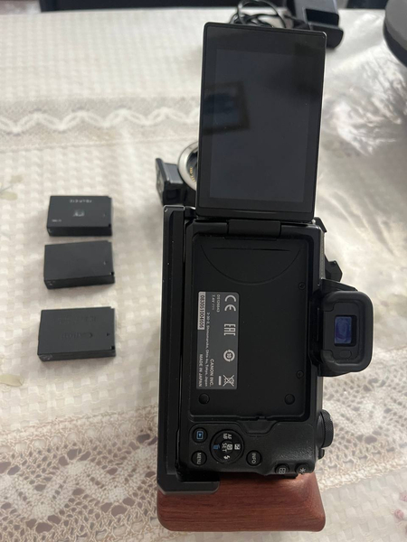 Продаю свой фотоаппарат canon m 50 mark 2.
