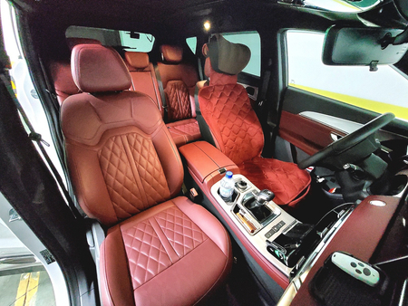 Премиум пассажирские перевозки. Город и за пределами. Premium taxi.