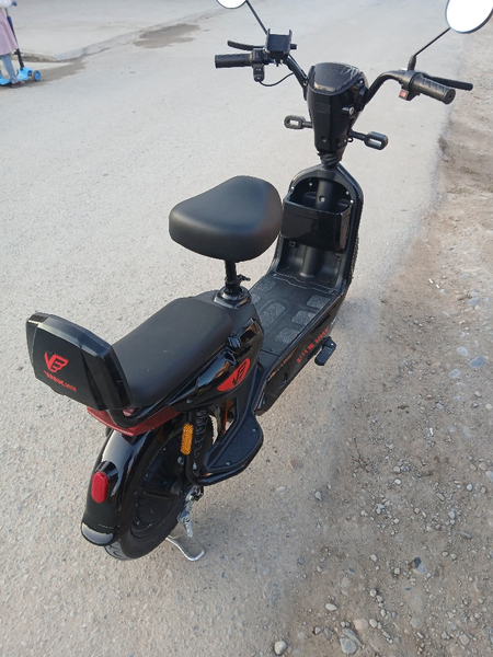 Mini skuter sotiladi.bir oy boʻldi olinganiga.narxi kelishiladi.