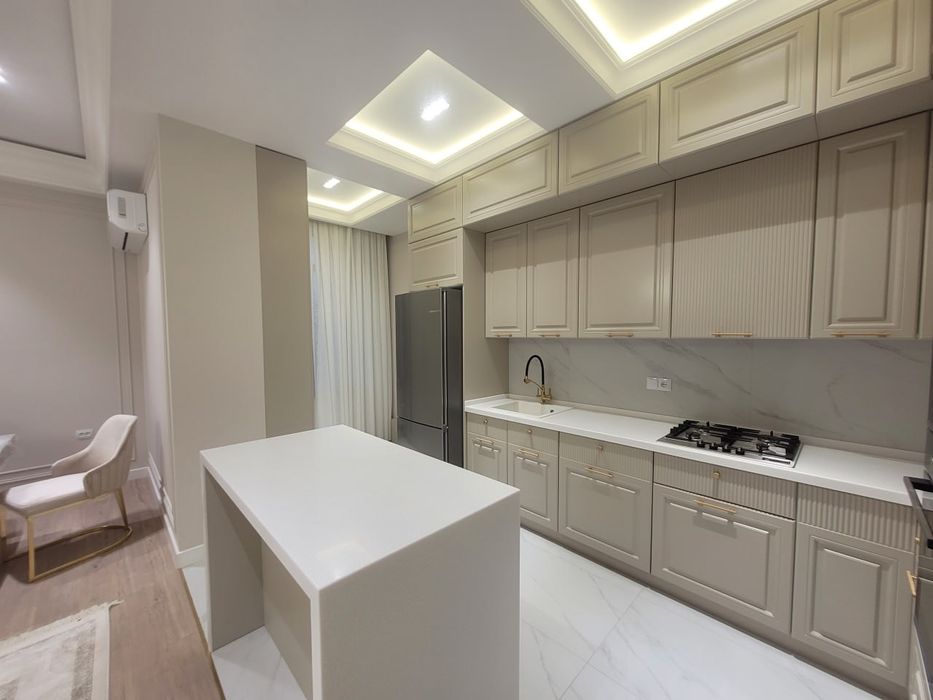 Новостройка. 4/3/6. Новомосковская. Аккурган. 136 м². Стадион Старт.