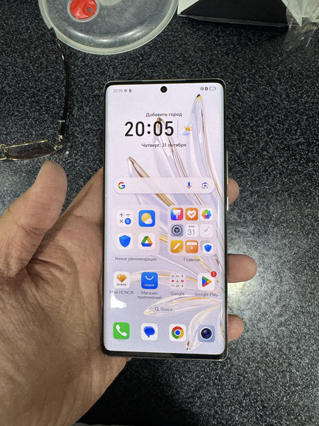 Honor 70 pamit 8.256g holati ideal karopka yoq kopiyamni beraman
