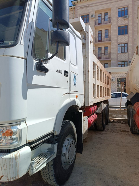 Грузовые автомобил