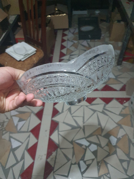 Xuristal sotiladi