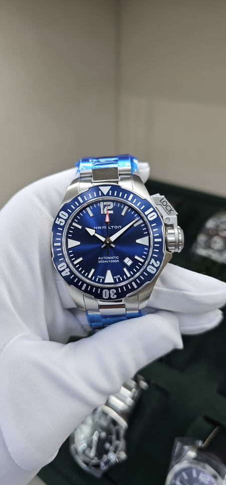Longines V.H.P карбоновый циферблат