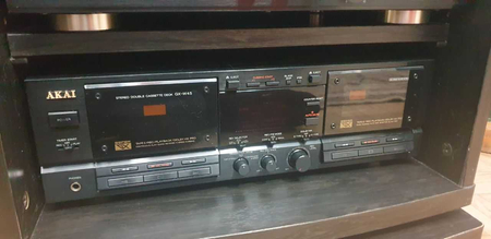 Продам стойку AKAI