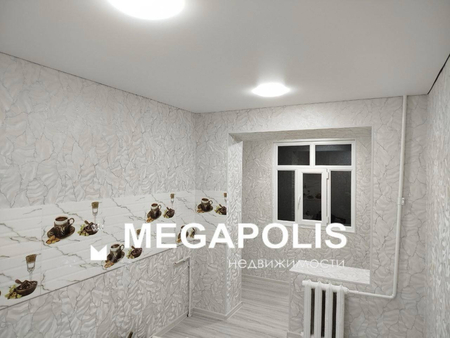 * Хамза Метро 1/4/4 Чиланзар 5 Балкон 1/3 Продается квартира
