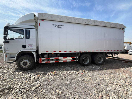 SHACMAN L3000 7.5 metrlik furgon sotuvda bor