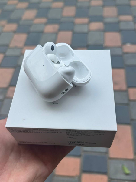 AirPods Pro (2nd generation) (USB-C)