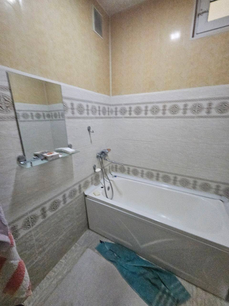 Arenda oila yoki qizlarga 3xona 2etaj 550ye.Sebzor.Ganga.Rieltor50%