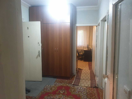 Срочно продаю большую 3х комнатную с огородом и Стоянкой (157348)