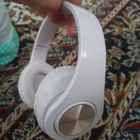 B39 Wireless headset